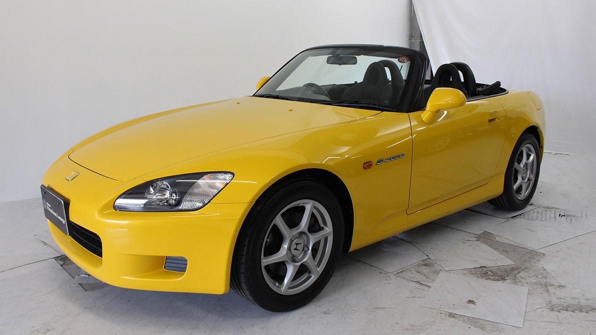 Honda S2000 в новом состоянии найдена в продаже за 120 000 долларов ...