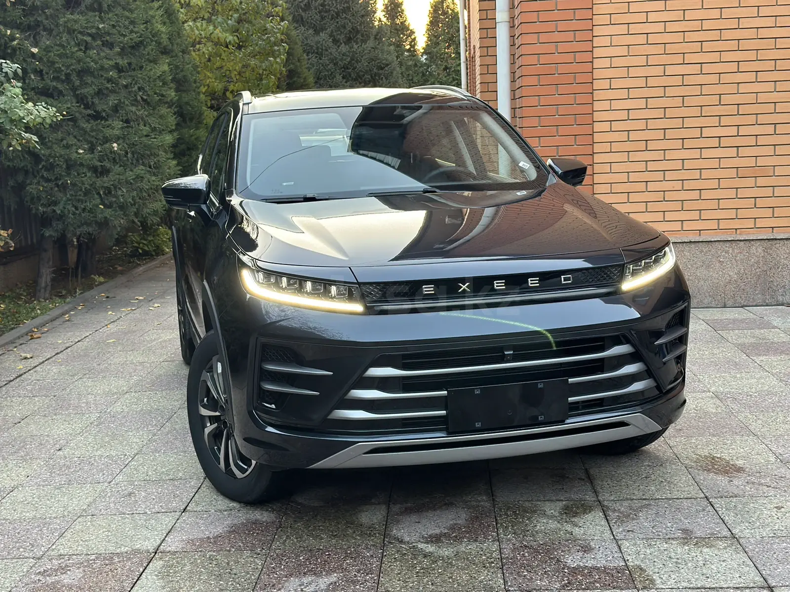 Продажа EXEED LX 2022 года в Алматы - №163040337: цена 13800000₸. Купить EXEED LX — Колёса