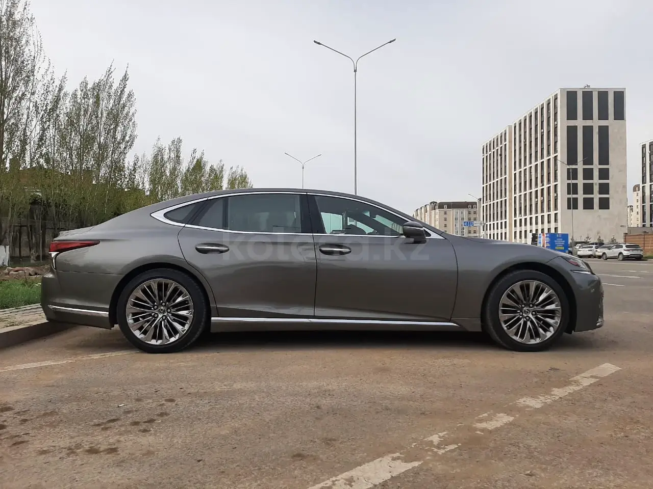 Продажа Lexus LS 350 2018 года в Астане - №162210010: цена 30000000₸. Купить Lexus LS 350 — Колёса