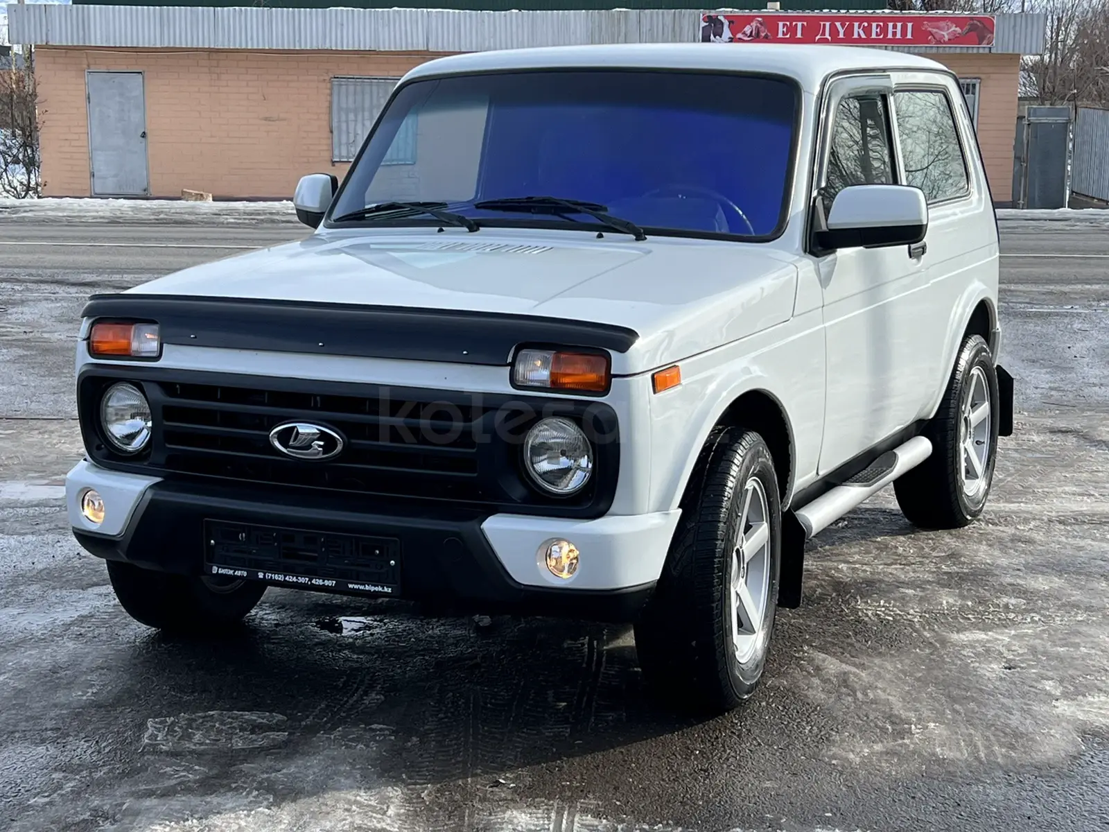 Продажа ВАЗ (Lada) Lada 2121 2017 года в Шымкенте - №180424258: цена 3450000₸. Купить ВАЗ (Lada ...