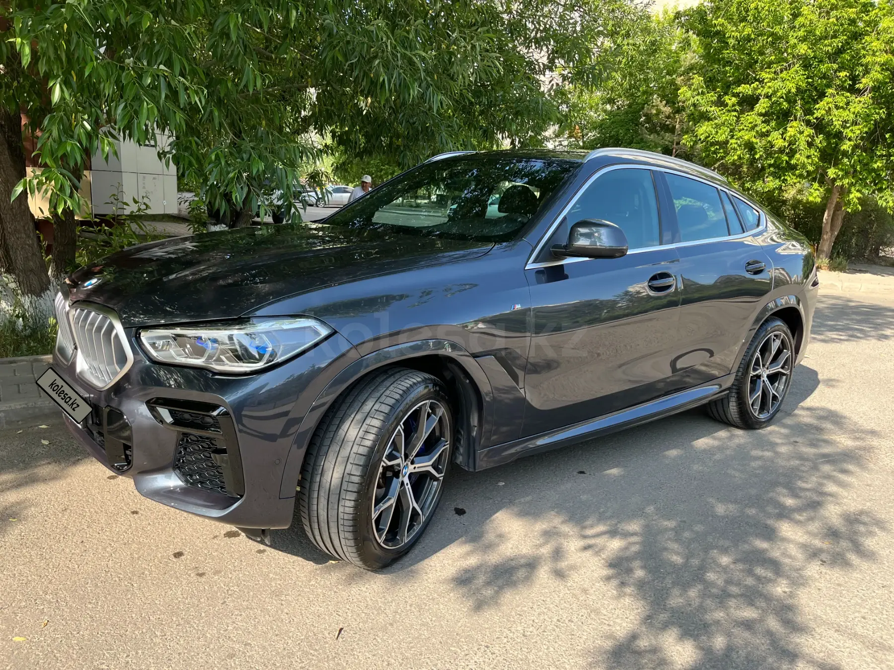 Продажа BMW X6 M 2022 года в Астане - №161176463: цена 49000000₸. Купить BMW X6 M — Колёса