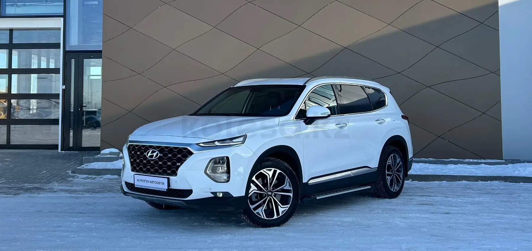 Продажа Hyundai Santa Fe 2020 года в Караганде - №179947729: цена 14190000₸. Купить Hyundai ...