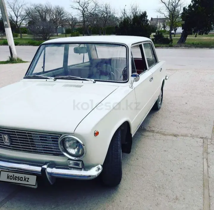 Продажа ВАЗ (Lada) 2101 1983 года в Сарыагаше - №163628163: цена 300000₸. Купить ВАЗ (Lada) 2101 ...