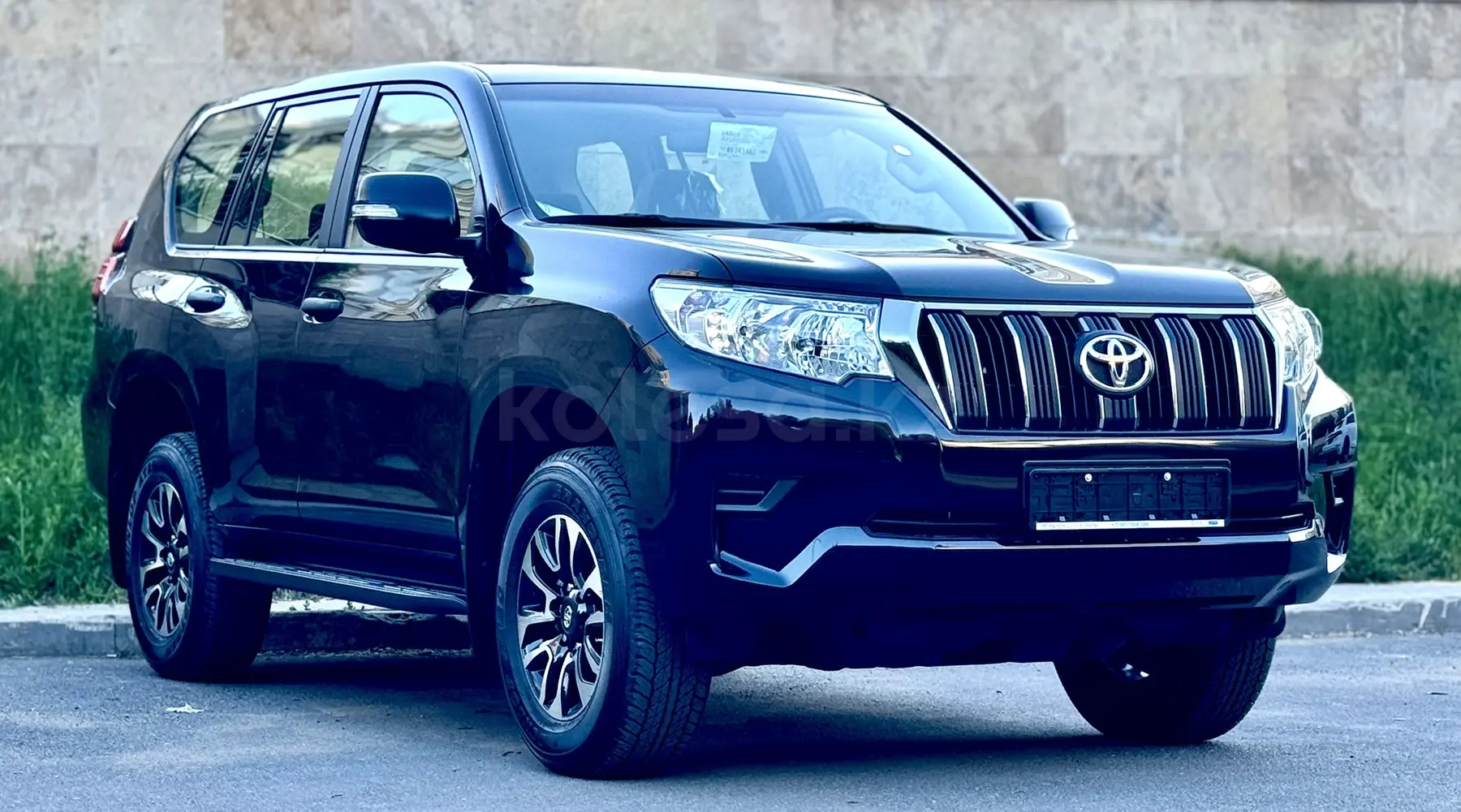 Продажа Toyota Land Cruiser Prado 2022 года в Астане - №172073161: цена ...