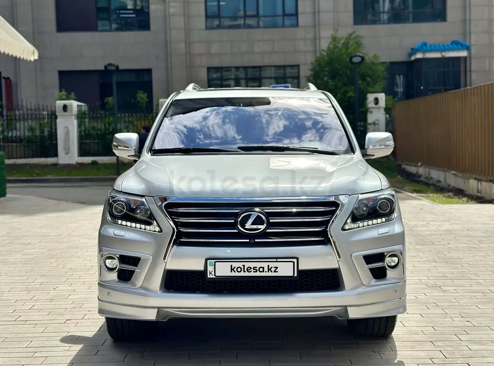 Продажа Lexus LX 570 2013 года в Астане - №170640091: цена 21000000₸. Купить Lexus LX 570 — Колёса