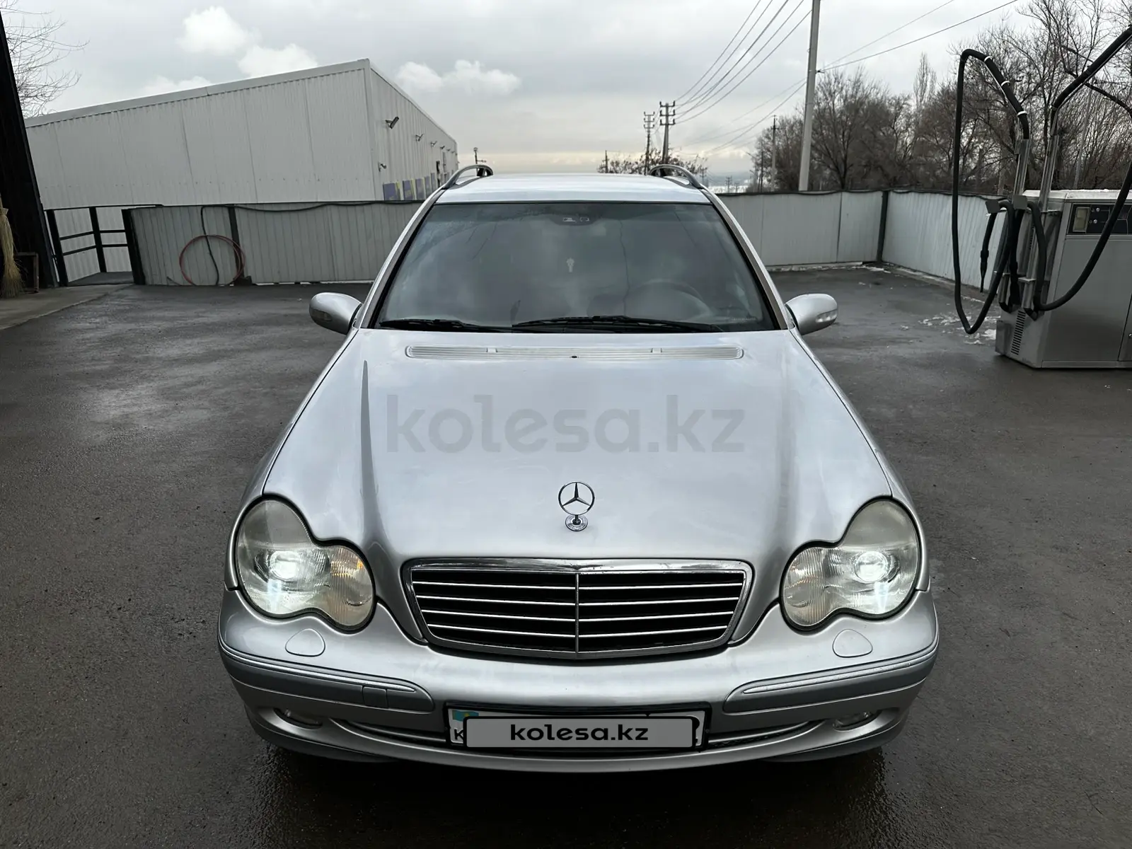 Продажа Mercedes-Benz C 220 2001 года в Алматы - №180841178: цена 3500000₸. Купить Mercedes-Benz ...