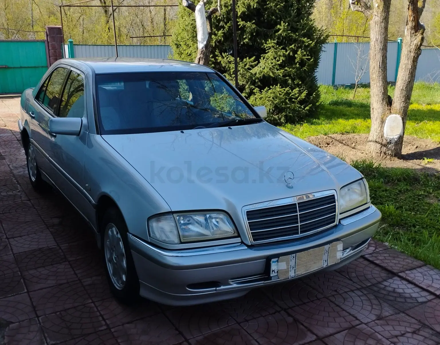 Продажа Mercedes-Benz C 240 1997 года в Каргалы - №169237721: цена 3500000₸. Купить Mercedes ...
