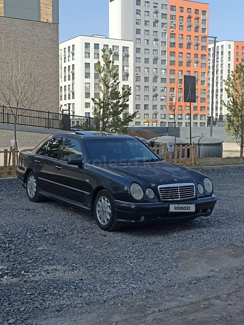Продажа Mercedes-Benz E 280 1998 года в Астане - №170158735: цена ...