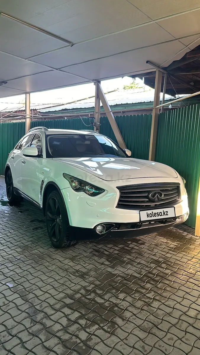 Продажа Infiniti FX37 2013 года в Алматы - №173298087: цена 9000000₸. Купить Infiniti FX37 — Колёса