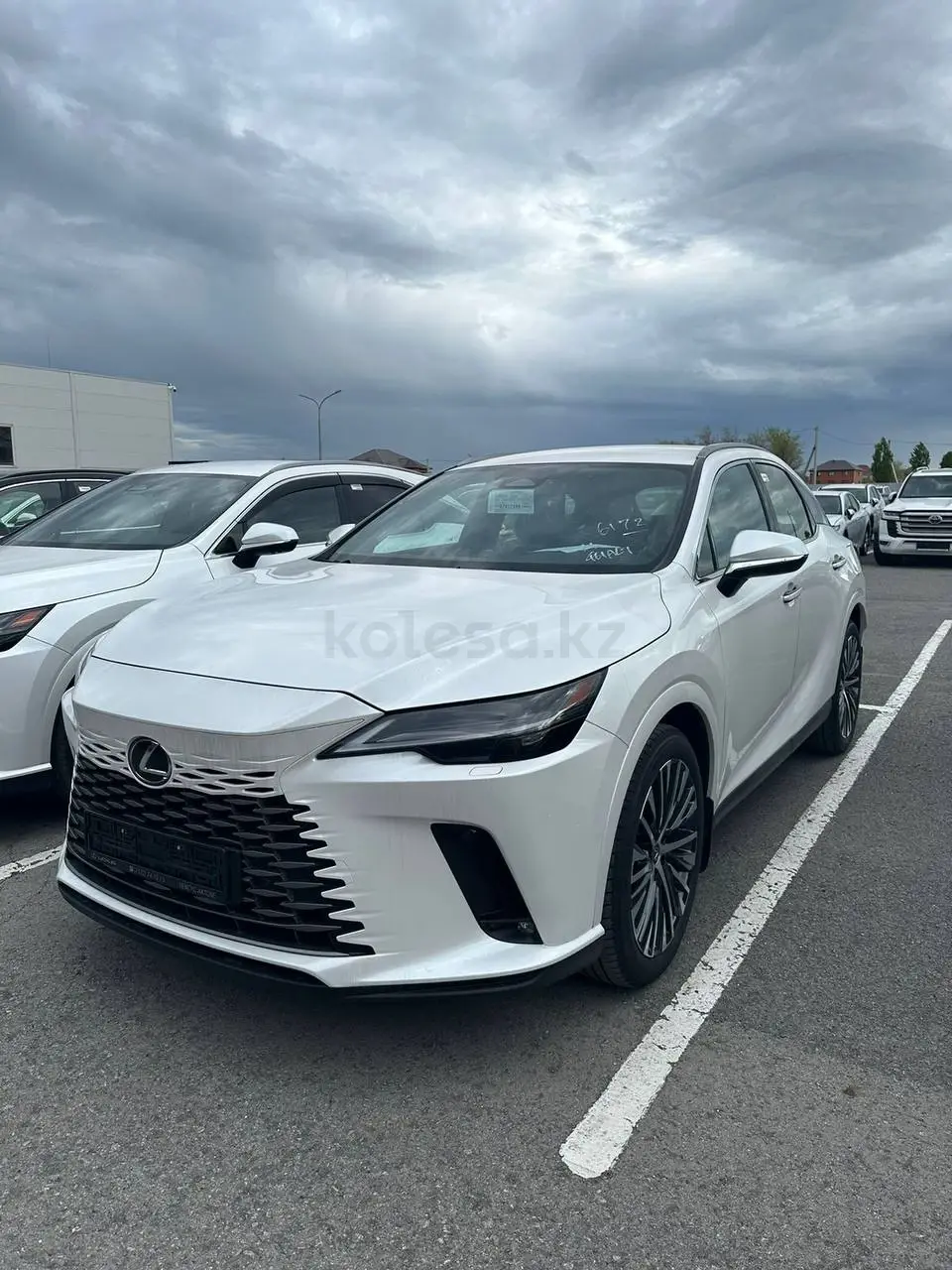 Продажа Lexus RX 350 2024 года в Актобе - №169972952: цена 36440000 ...