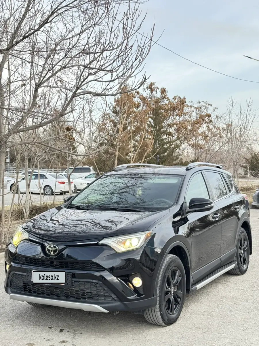 Продажа Toyota RAV4 2018 года в Актау - №180710302: цена 10000000₸. Купить Toyota RAV4 — Колёса