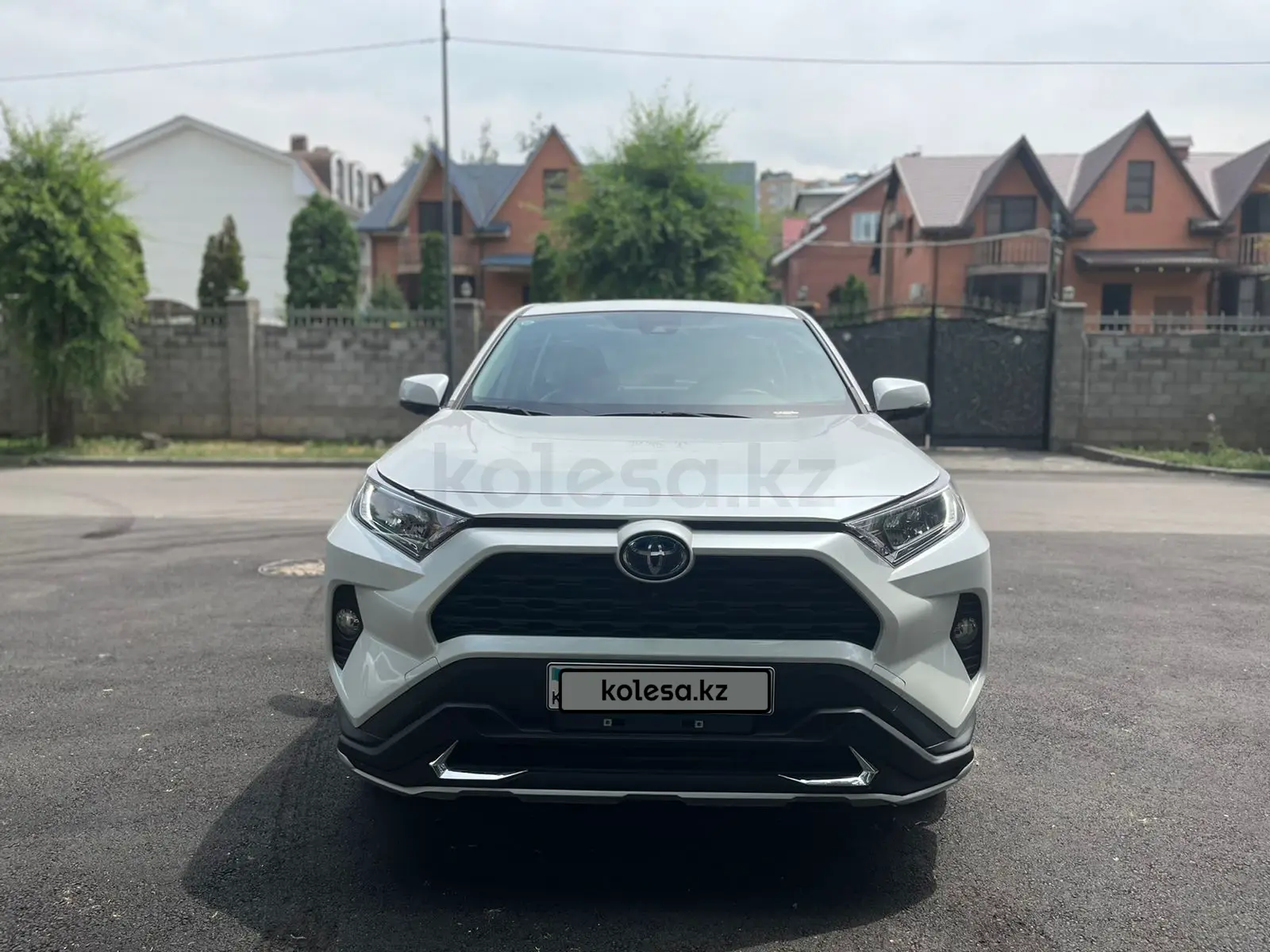 Продажа Toyota RAV4 2022 года в Алматы - №159990088: цена 16540000 ...