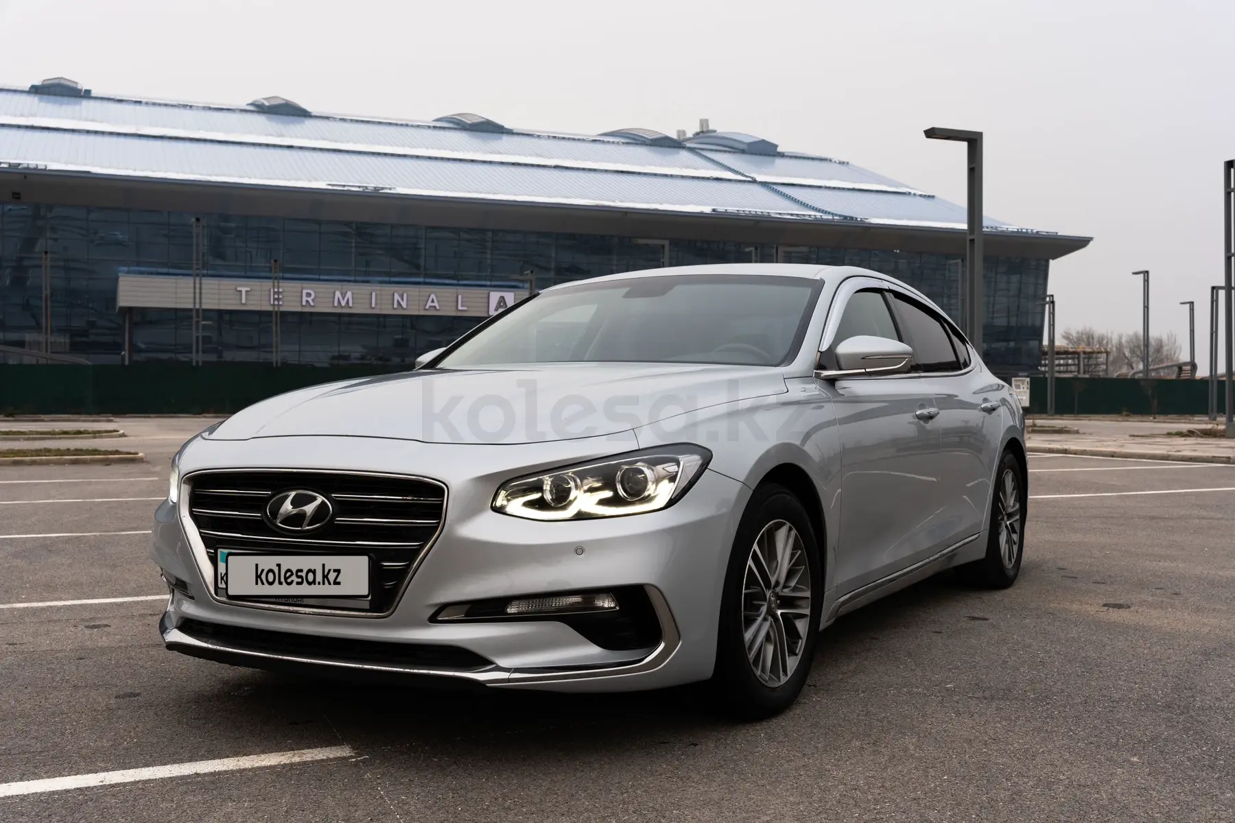 Продажа Hyundai Grandeur 2017 года в Шымкенте - №166749135: цена ...