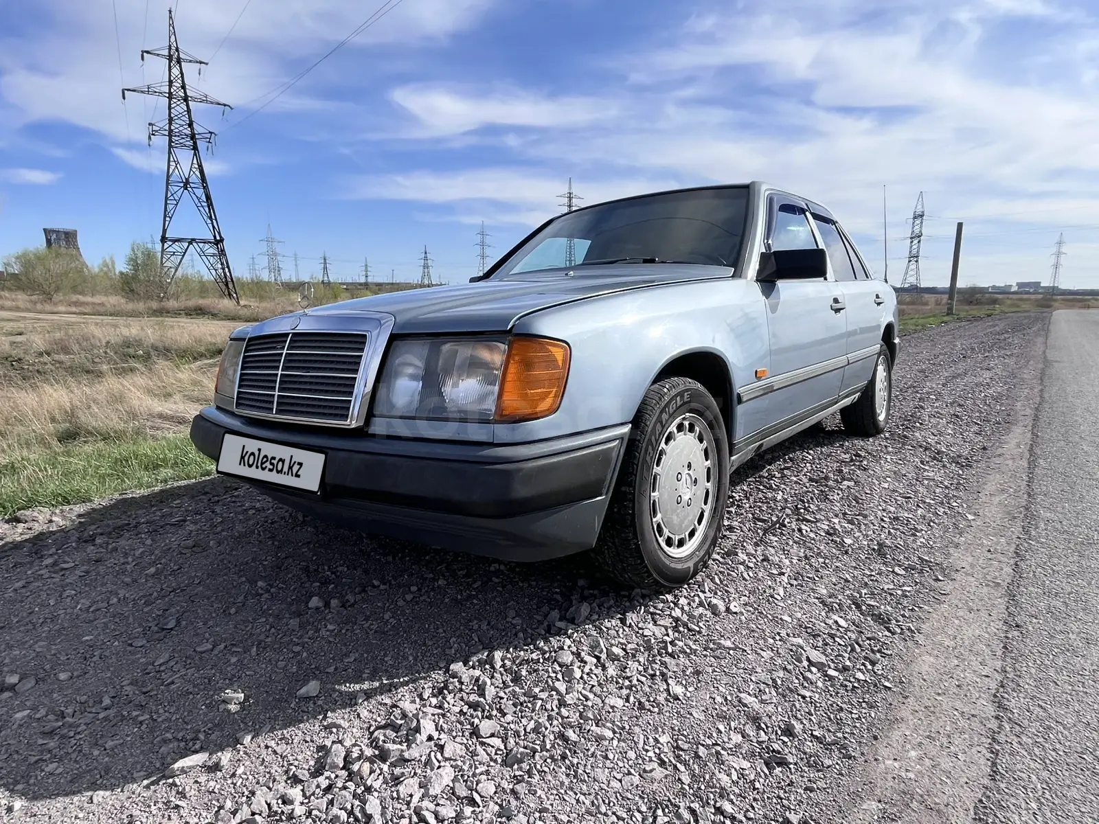 Продажа Mercedes-Benz E 200 1989 года в Караганде - №188124223: цена 1400000₸. Купить Mercedes ...