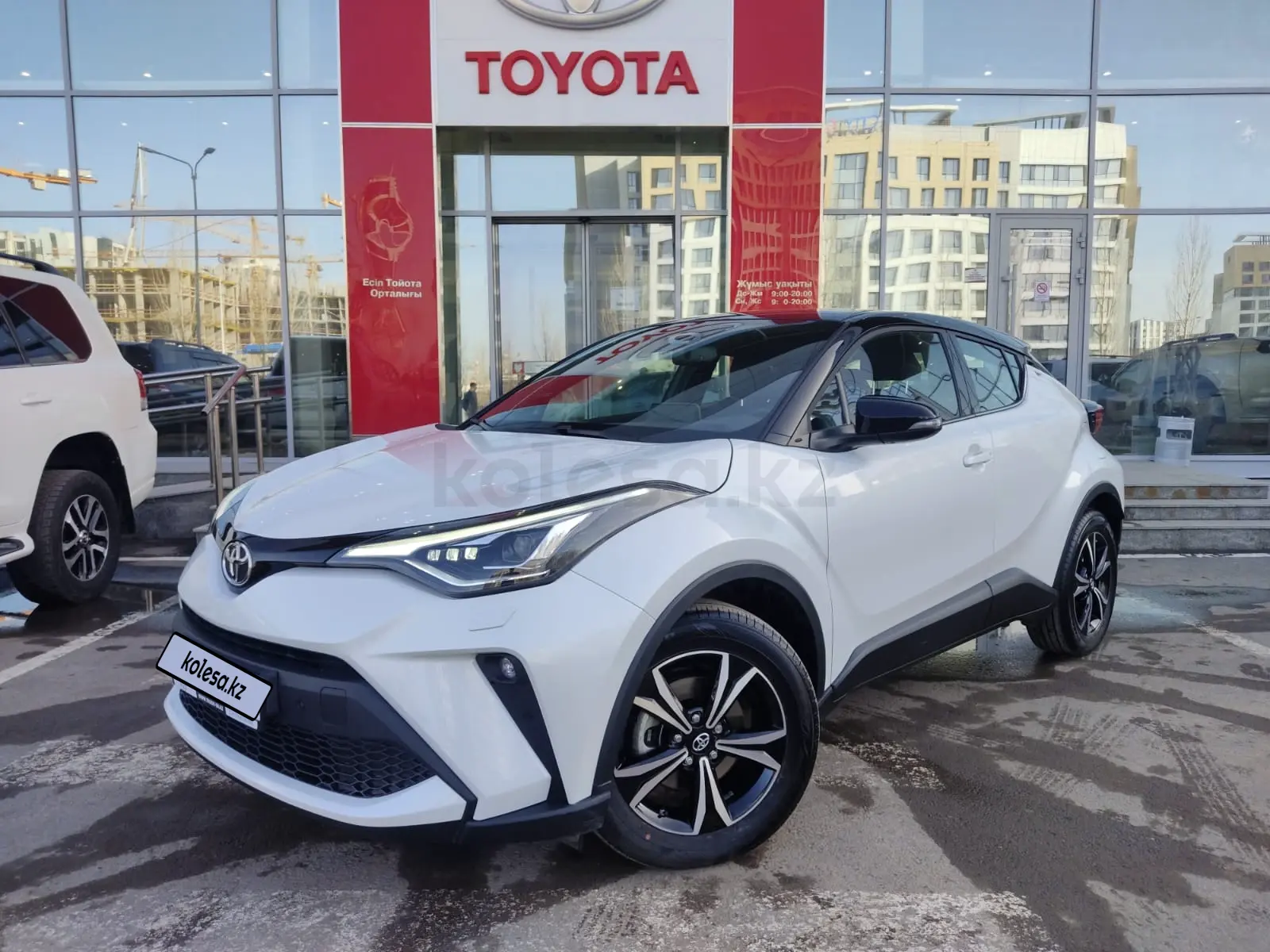 Продажа Toyota C-HR 2023 года в Астане - №170820745: цена 14400000₸. Купить Toyota C-HR — Колёса