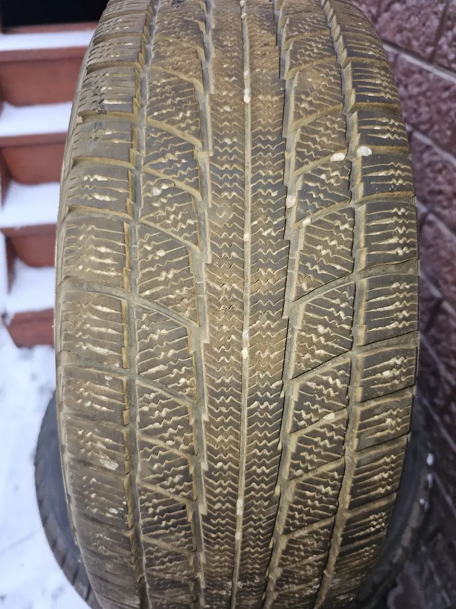 Комплект резины Triangle 777 27.21 в отличном состоянии! в Алматы ...