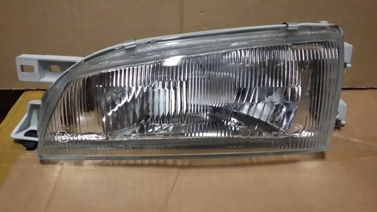 Фара передняя Subaru Impreza 1992-2000 г в Алматы - №32201983: купить ...