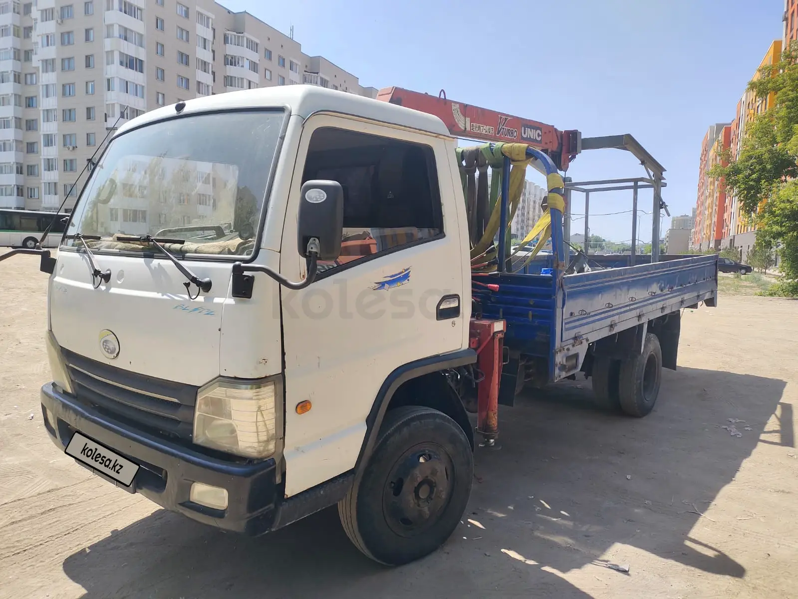 Продажа манипуляторов FAW 2012 года в Астане - №180238464. Купить Б/у FAW — Колёса