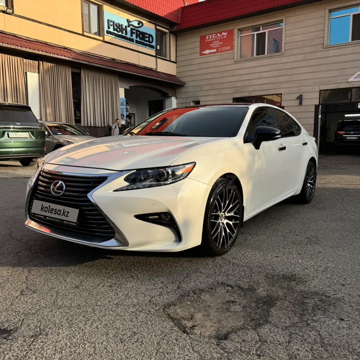 Продажа Lexus ES 250 2013 года в Алматы - №191193718: цена 11800000₸. Купить Lexus ES 250 — Колёса