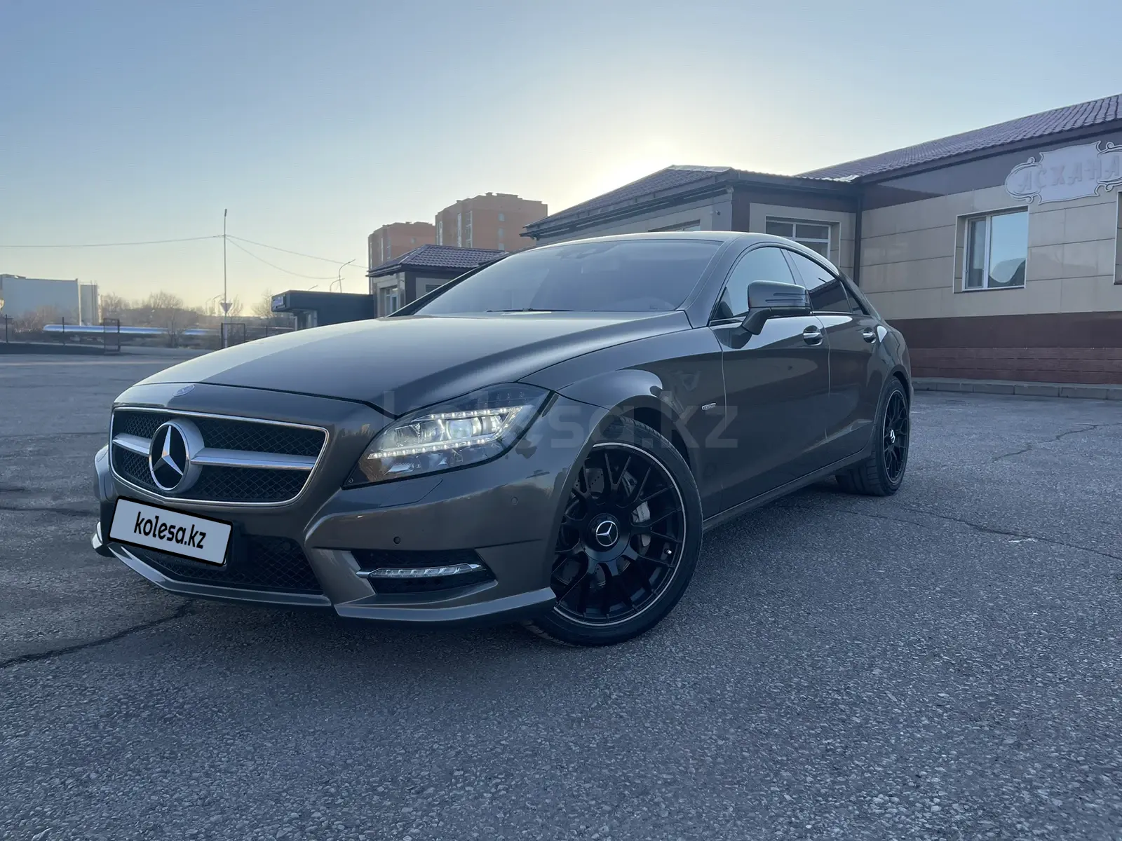Продажа Mercedes-Benz CLS 500 2012 года в Караганде - №162640863: цена 15000000₸. Купить ...