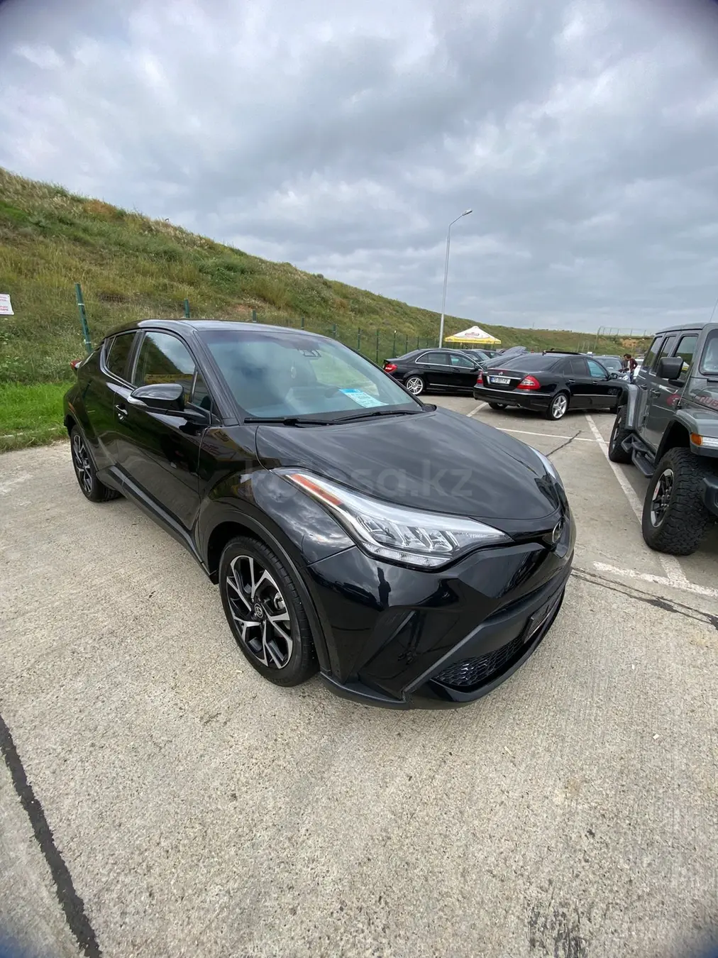 Продажа Toyota C-HR 2021 года в Актобе - №161462338: цена 11000000₸. Купить Toyota C-HR — Колёса
