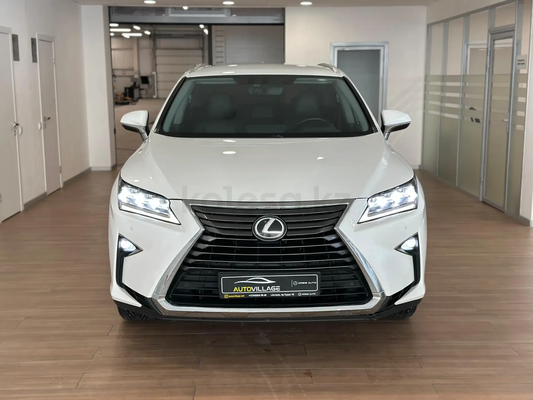 Продажа Lexus RX 200t 2015 года в Астане - №181342076: цена 17350000 ...