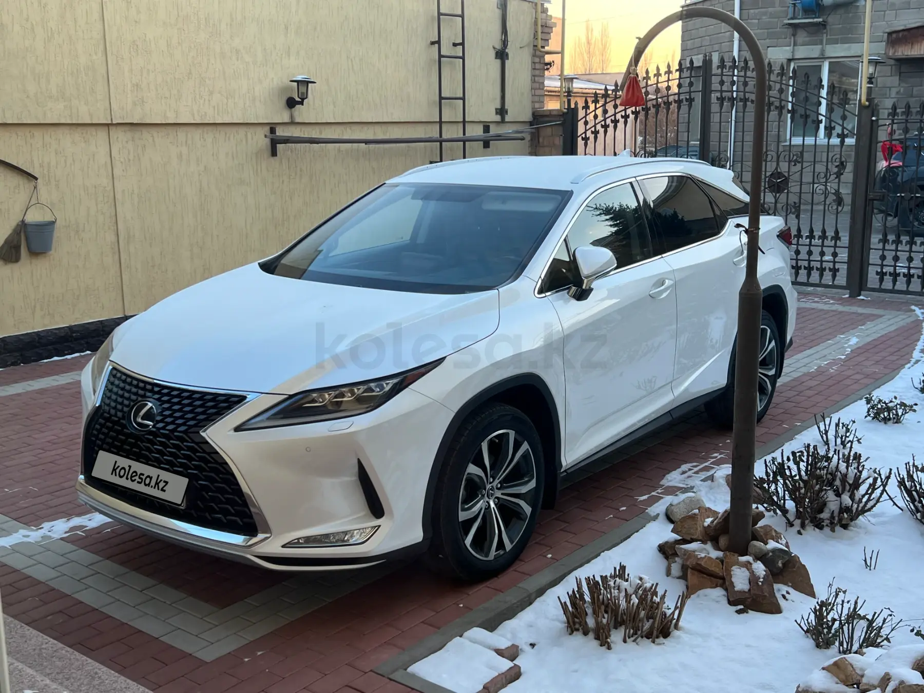 Продажа Lexus RX 300 2020 года в Астане - №162234377: цена 24200000 ...
