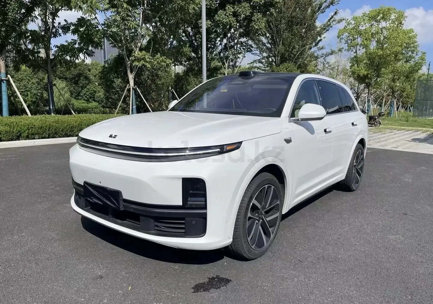 Продажа Li L6 2024 года в Алматы - №176065154: цена 20000000₸. Купить Li L6 — Колёса