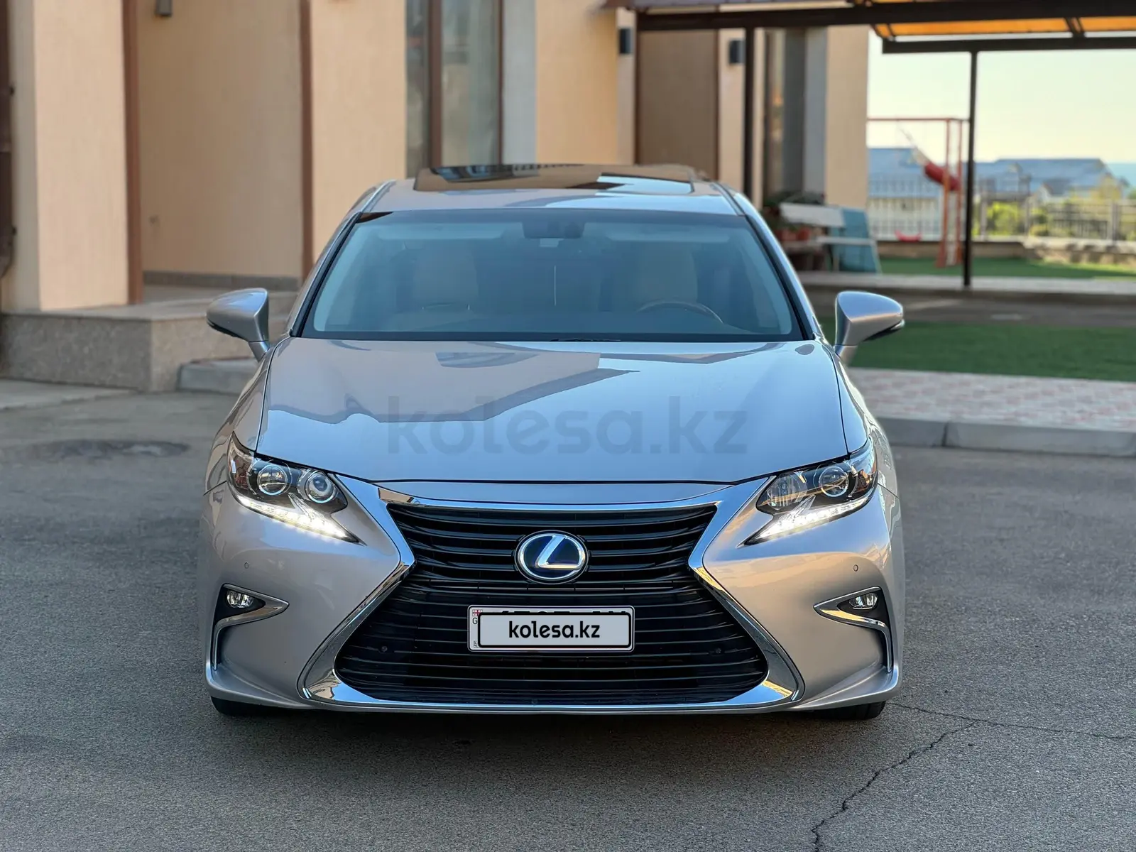 Продажа Lexus ES 300h 2013 года в Актау - №175208398: цена 9000000₸. Купить Lexus ES 300h — Колёса
