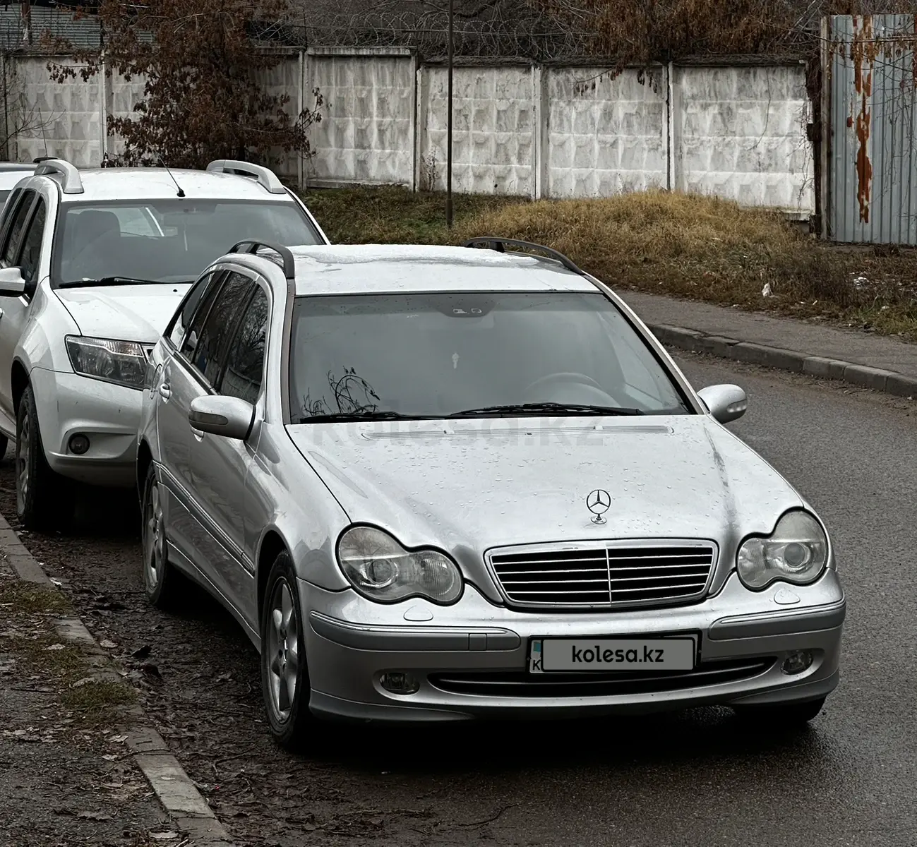 Продажа Mercedes-Benz C 220 2001 года в Алматы - №180334584: цена 3200000₸. Купить Mercedes-Benz ...