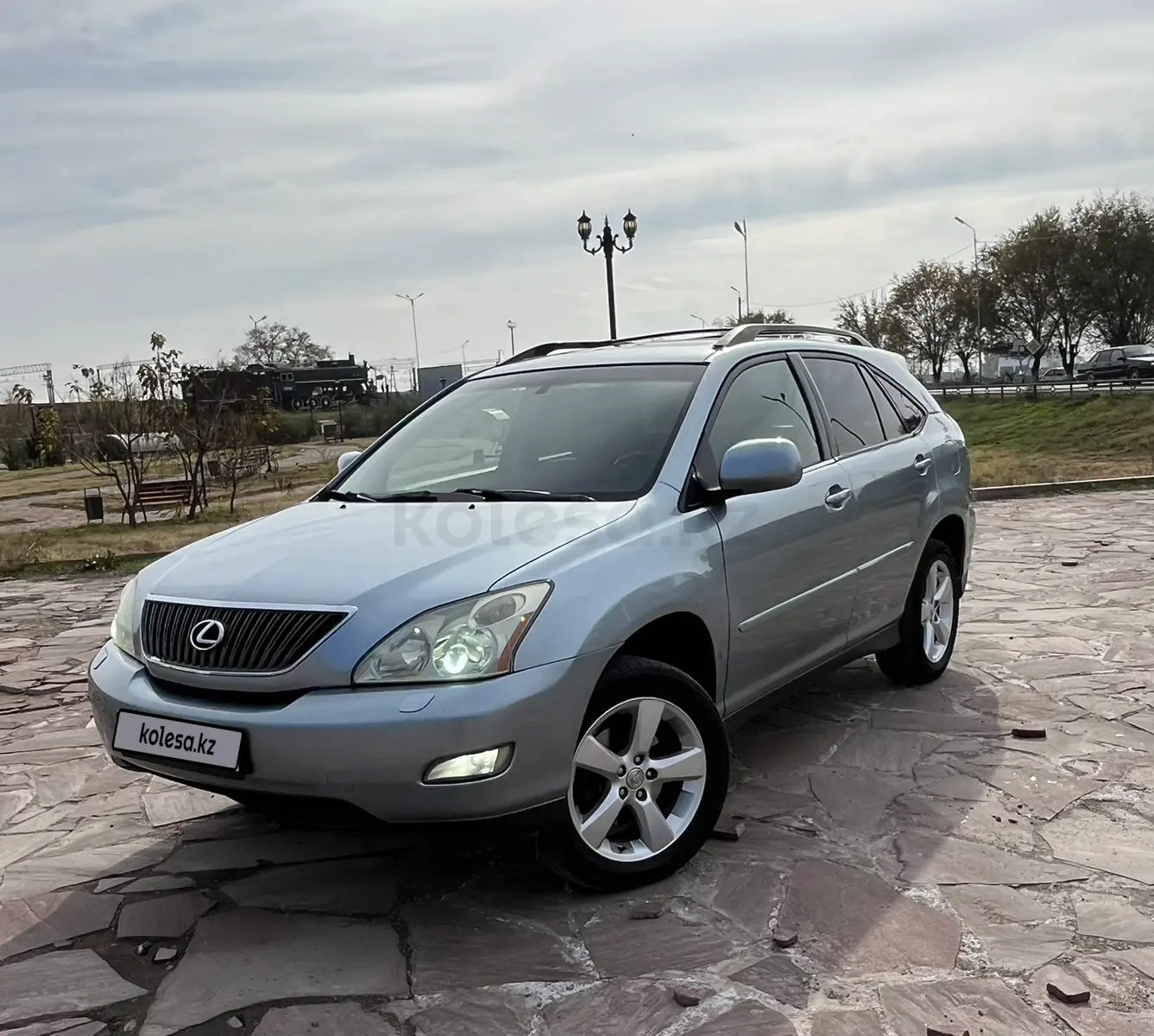 Продажа Lexus RX 330 2003 года в Алматы - №177702999: цена 7300000 ...