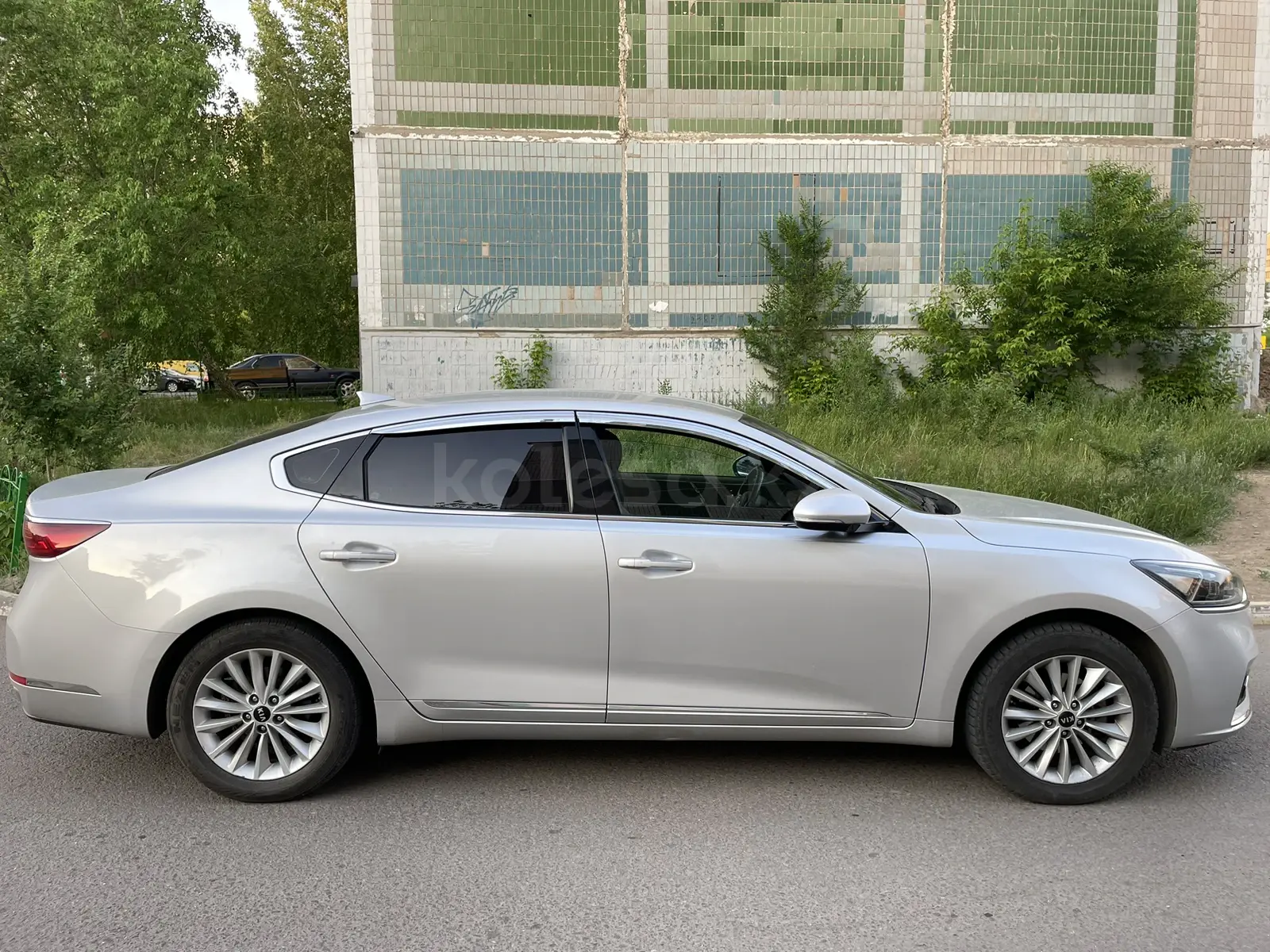 Продажа Kia K7 2016 года в Астане - №162683194: цена 9300000₸. Купить ...