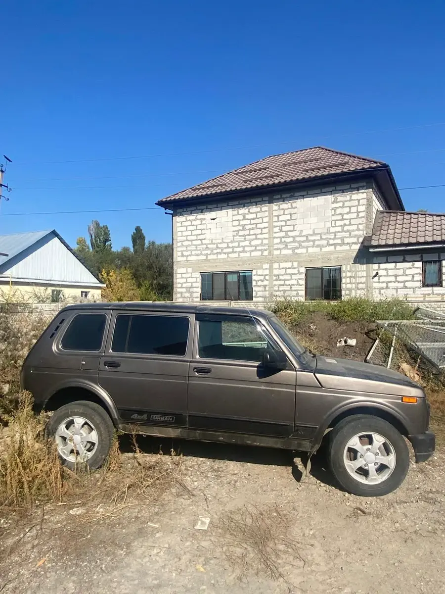 Продажа ВАЗ (Lada) Lada 2131 (5-ти дверный) 2018 года в Алматы - №177257920: цена 2500000 ...