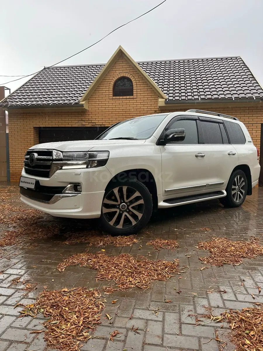 Продажа Toyota Land Cruiser 2019 года в Атырау - №166257148: цена 42000000₸. Купить Toyota Land ...