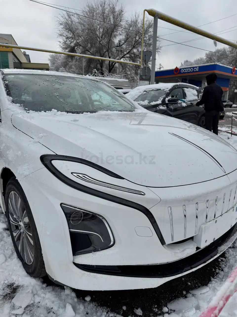 Продажа Hongqi E-QM5 2024 года в Алматы - №183056519: цена 8500000₸. Купить Hongqi E-QM5 — Колёса