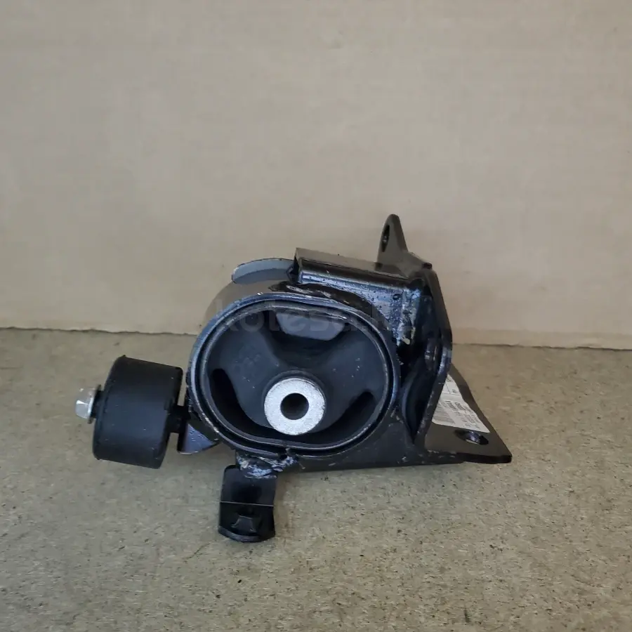 В Алматы - №140259110: купить запчасти на Колёсах