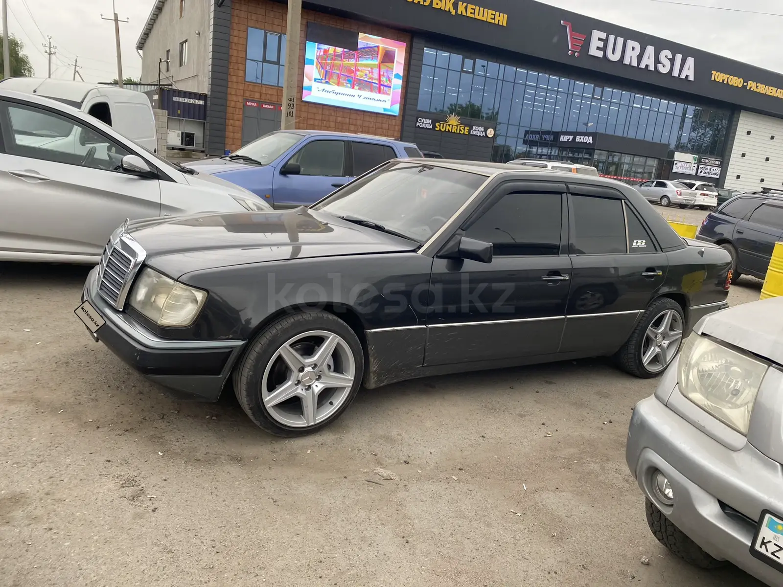 Продажа Mercedes-Benz E 230 1990 года в Алматы - №181304103: цена ...