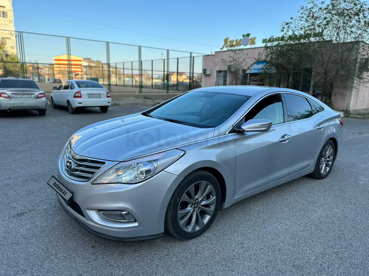 Продажа Hyundai Azera 2013 года в Атырау - №159686608: цена 10000000 ...