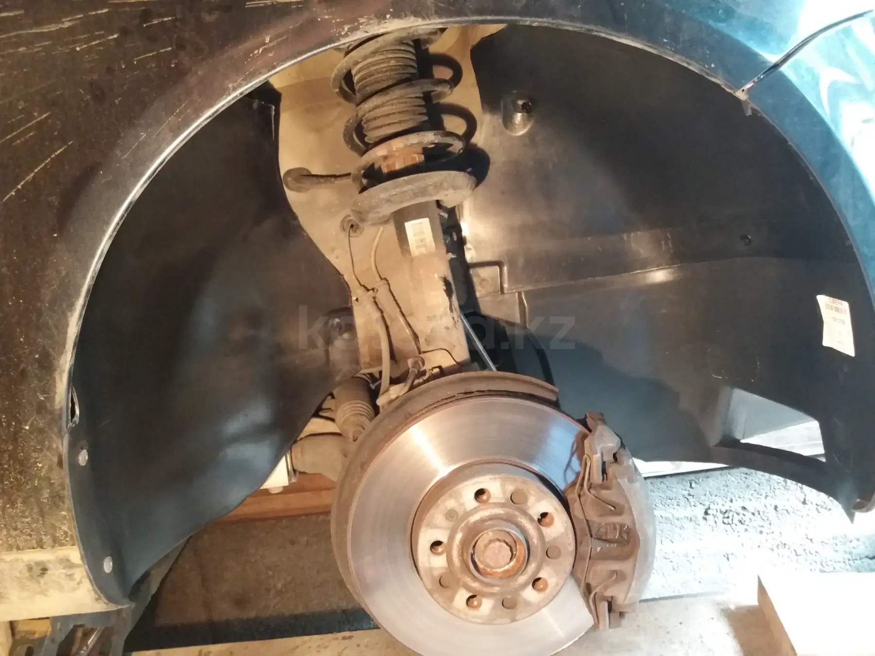 Подкрылки передние Volkswagen Golf 5 в Алматы - №149241319: купить ...