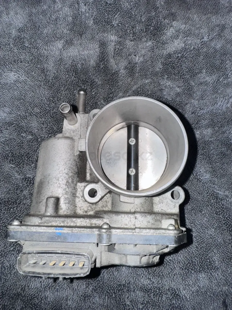 Дроссельная заслонка Toyota Avensis 2013 2203037050 в Алматы ...