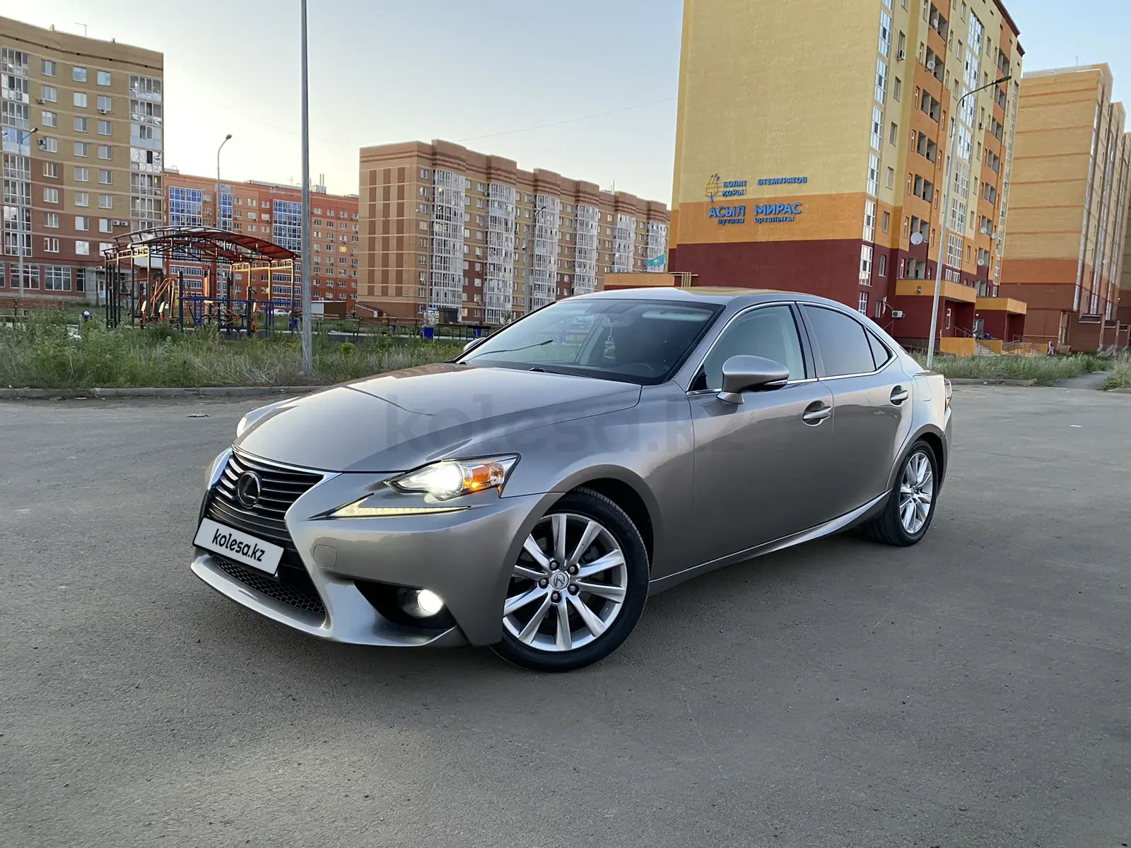 Продажа Lexus IS 250 2014 года в Уральске - №172156920: цена 9000000 ...