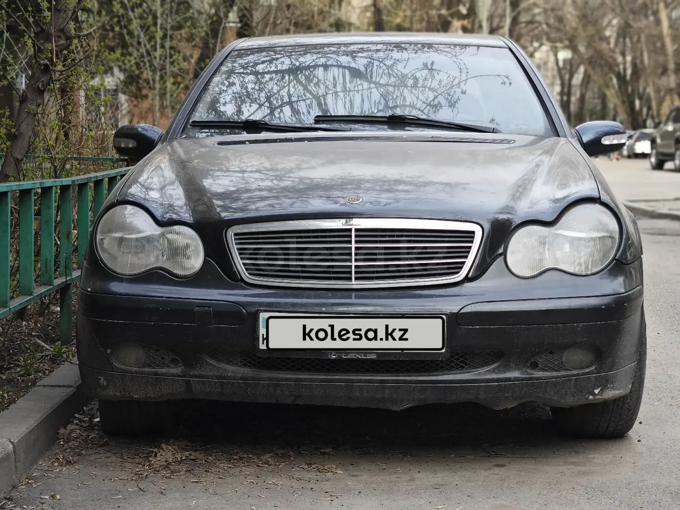 Продажа Mercedes-Benz C 220 2003 года в Алматы - №168381723: цена 1500000₸. Купить Mercedes-Benz ...