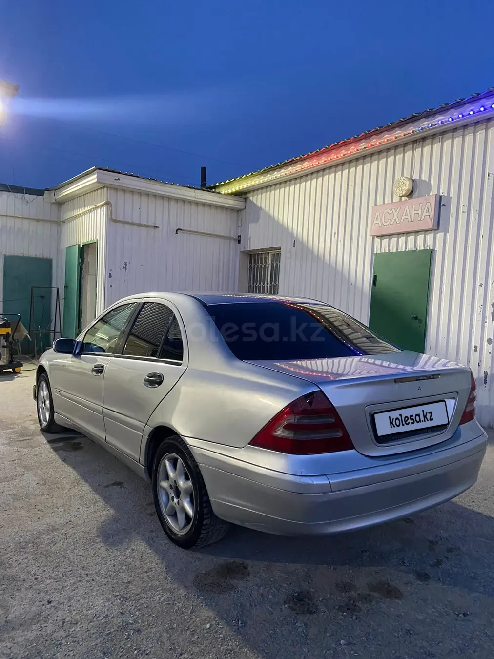 Продажа Mercedes-Benz C 200 2001 года в Актау - №170257813: цена 2500000₸. Купить Mercedes-Benz ...