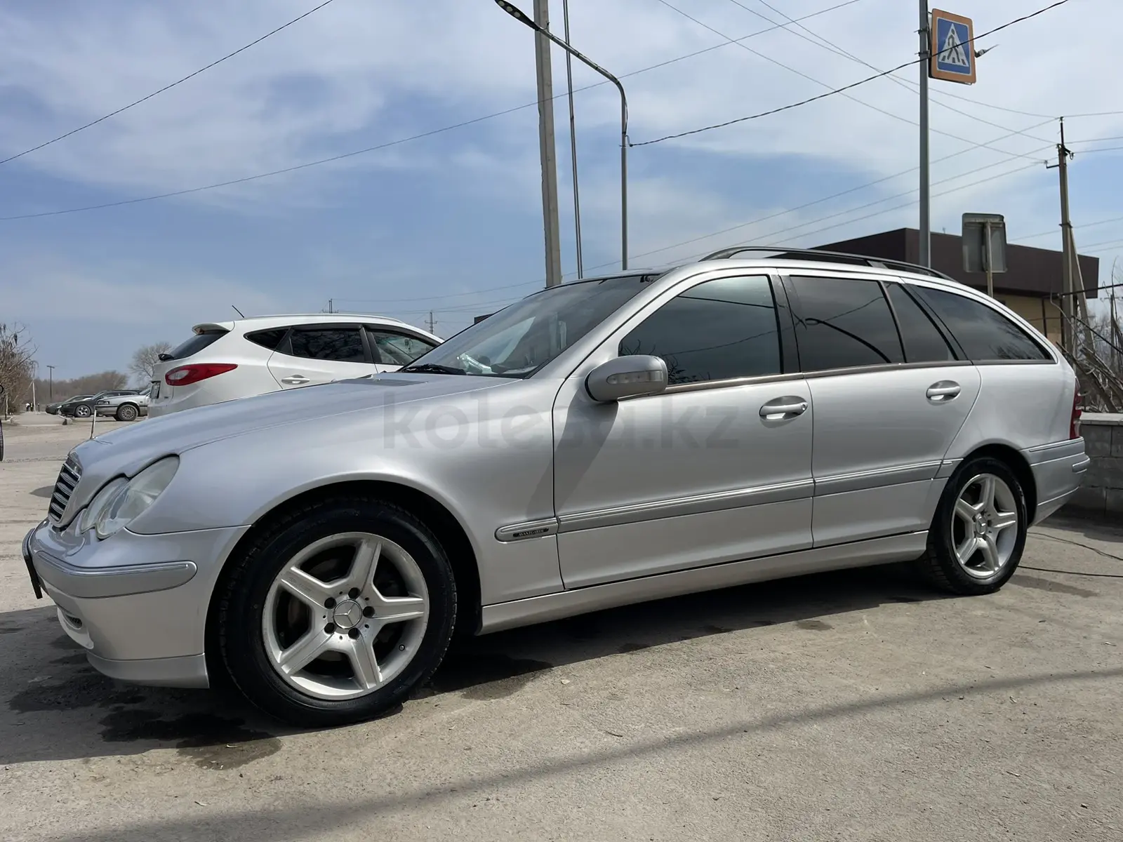 Продажа Mercedes-Benz C 220 2001 года в Алматы - №167977671: цена 3800000₸. Купить Mercedes-Benz ...