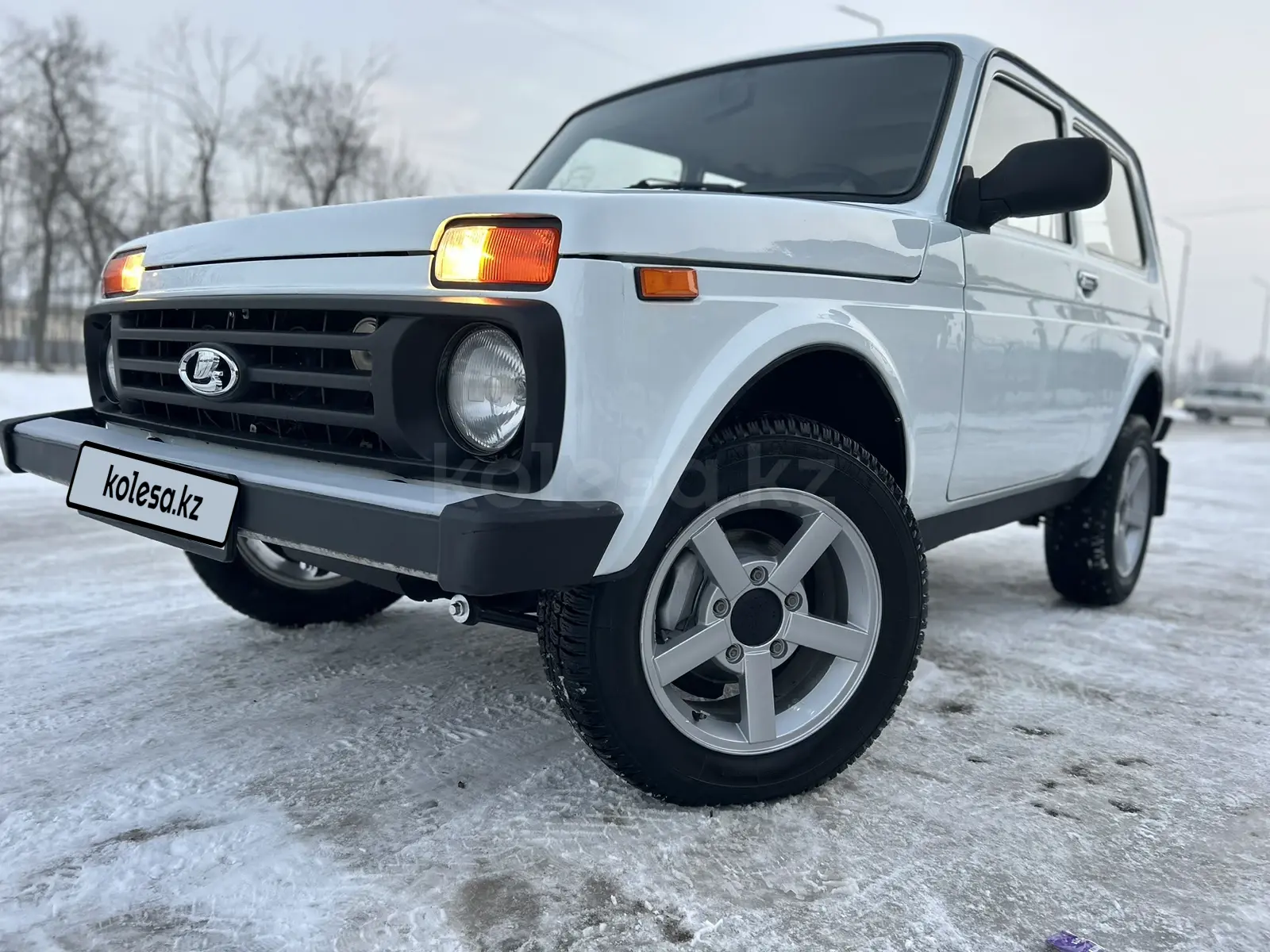 Продажа ВАЗ (Lada) Lada 2121 2011 года в Алматы - №163646125: цена 2850000₸. Купить ВАЗ (Lada ...
