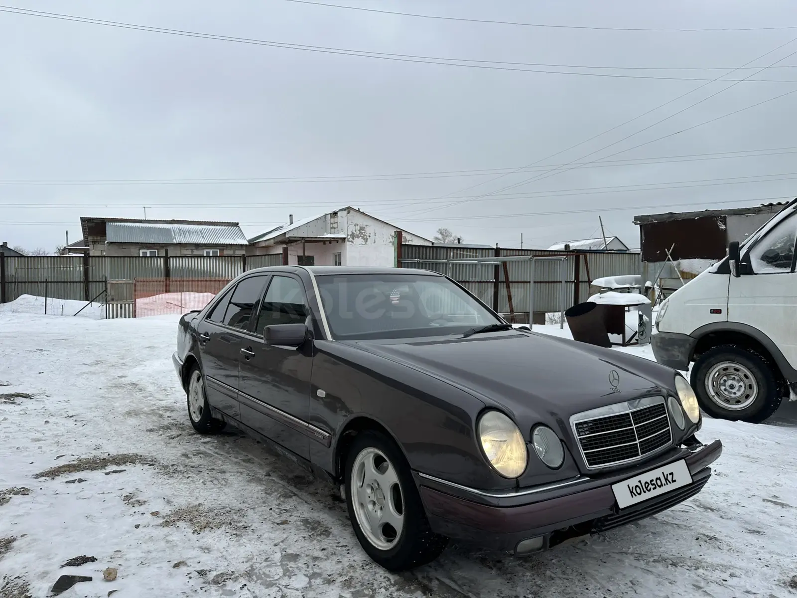 Продажа Mercedes-Benz E 230 1996 года в Астане - №180453421: цена ...