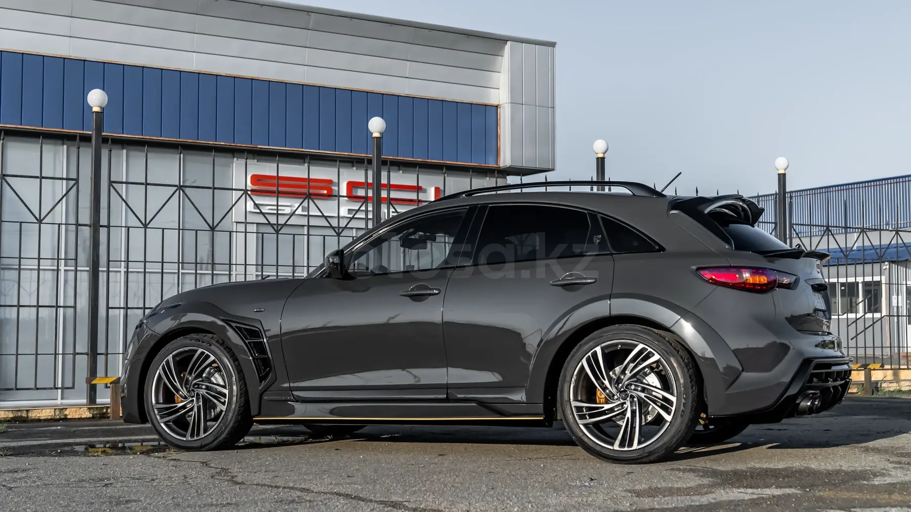 Продажа Infiniti FX37 2012 года в Уральске - №167208029: цена 13000000 ...