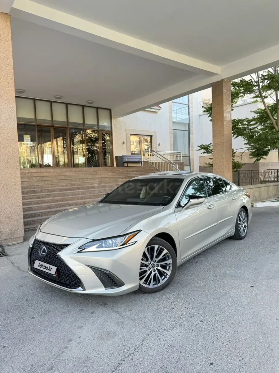 Продажа Lexus ES 300h 2020 года в Актау - №190057498: цена 15888888₸. Купить Lexus ES 300h — Колёса