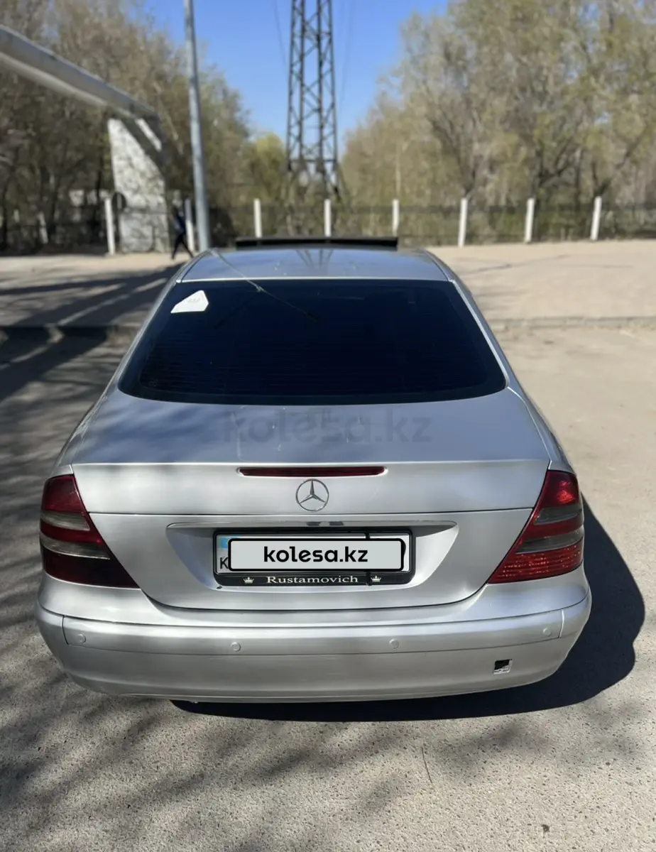Продажа Mercedes-Benz E 220 2002 года в Алматы - №159942814: цена 3600000₸. Купить Mercedes-Benz ...