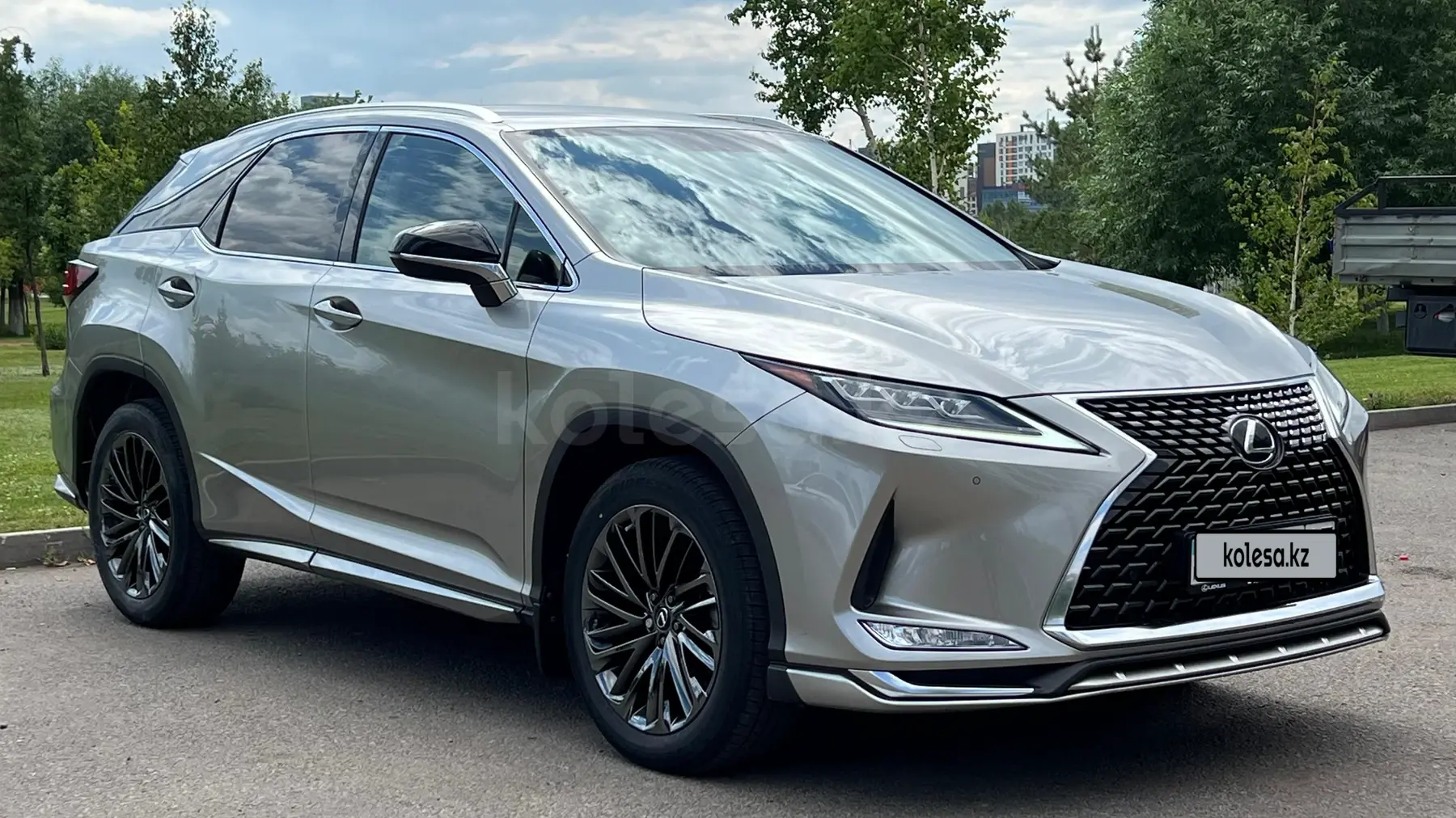 Продажа Lexus RX 200t 2022 года в Астане - №173045596: цена 22500000 ...